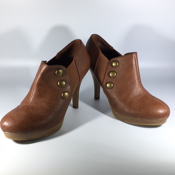 FIONI Clothing | Shoes | 35 Fioni Rust Colored Platform Pump | Poshmark